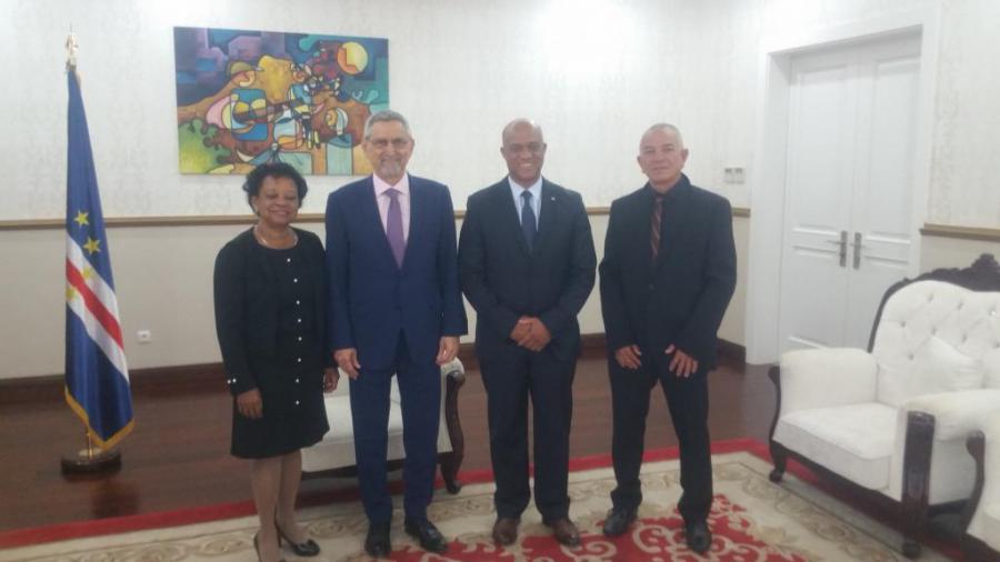 Embajadora presenta cartas credenciales al presidente de la República de Cabo Verde. | Embajadas ...